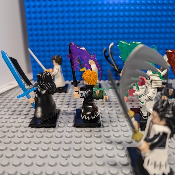 unbranded | Toys | 8 Minifigures Bleach Anime Building Block Toys ...